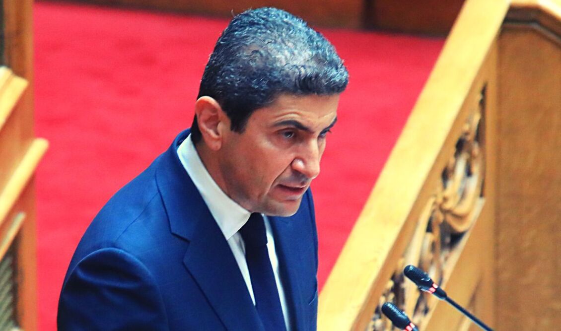 ΨΙΛΑ ΓΡΑΜΜΑΤΑ: Του τα είχαν μαζεμένα - Δήμαρχος μερικής απασχόλησης- Το ...