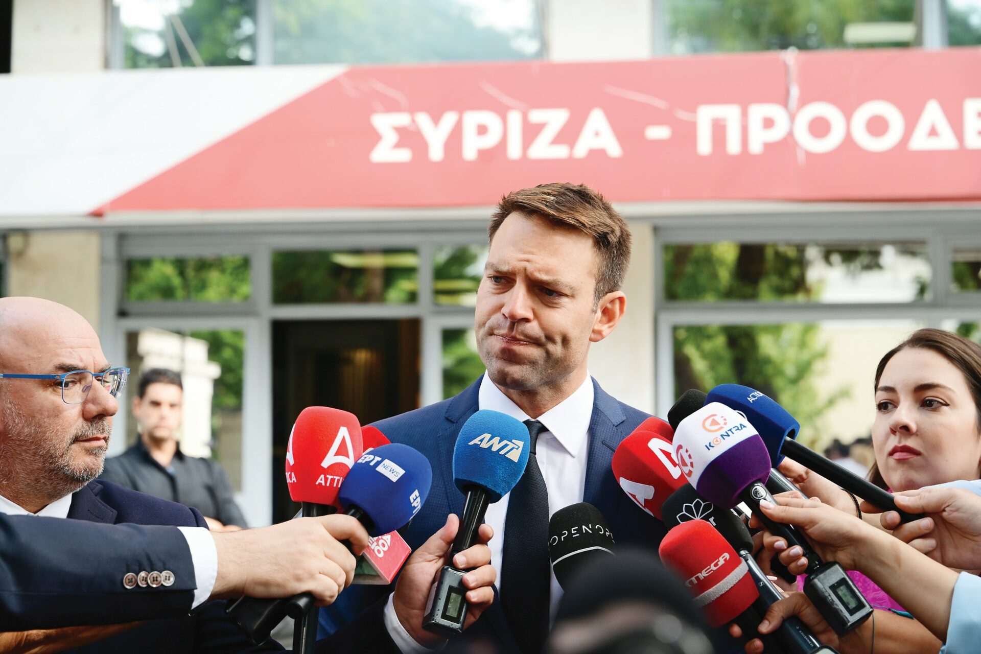ΑΛΑΤΙ & ΠΙΠΕΡΙ: Φίλος μεν Stefanos, φιλτάτη δε η καρέκλα - Δεν μπαίνει ...