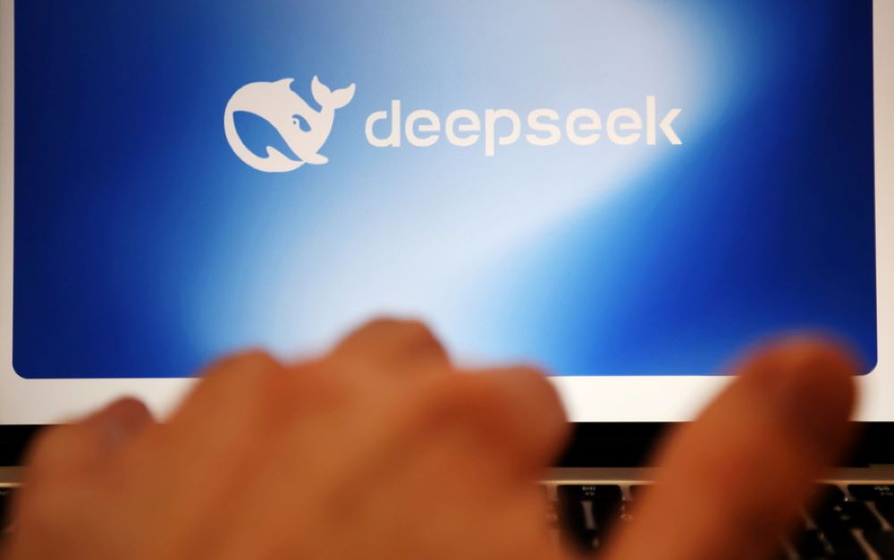 DeepSeek: Το αμερικανικό εμπάργκο που γύρισε boomerang
