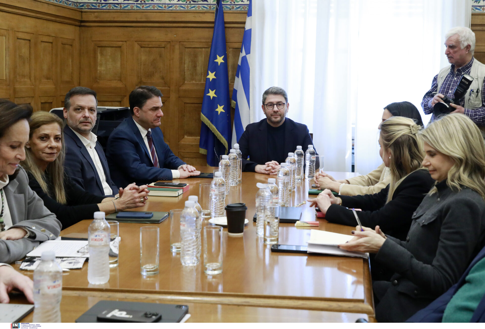 Το ΠΑΣΟΚ αναλαμβάνει πρωτοβουλίες για τη θωράκιση της ανεξαρτησίας της ...