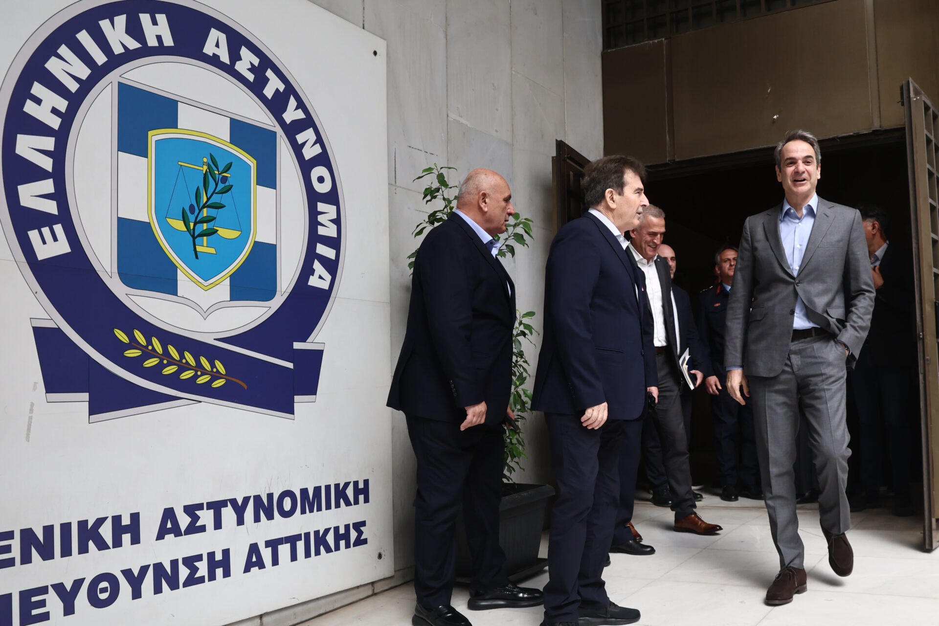 Πριμ στην ομάδα του ελληνικού FBI δίνει ο Μητσοτάκης