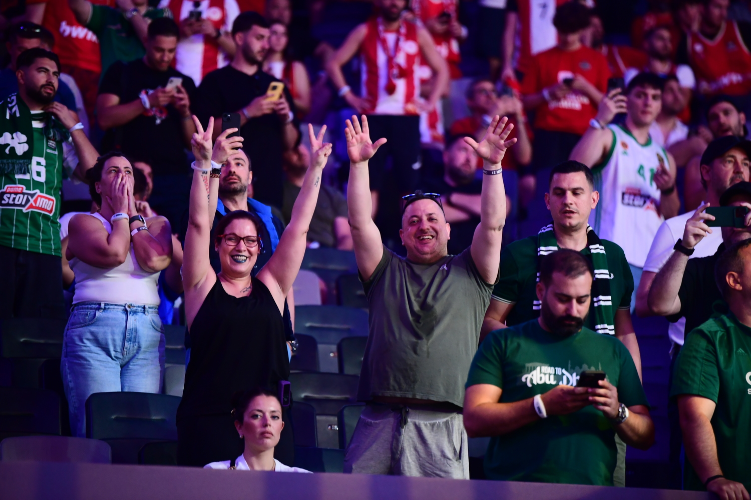 Αποστολή της "Α" στο Final Four 2025: Ελληνικό πάρτι μέσα κι έξω από ...