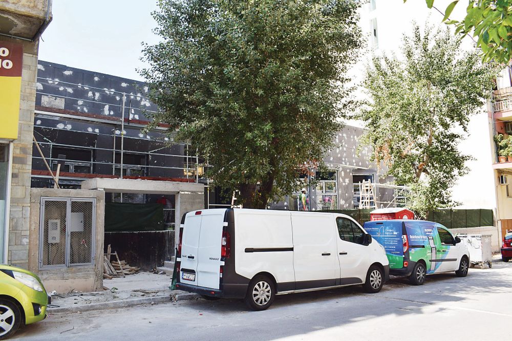 Μετέτρεψε έναν σκουπιδότοπο σε σύγχρονο νηπιαγωγείο...
