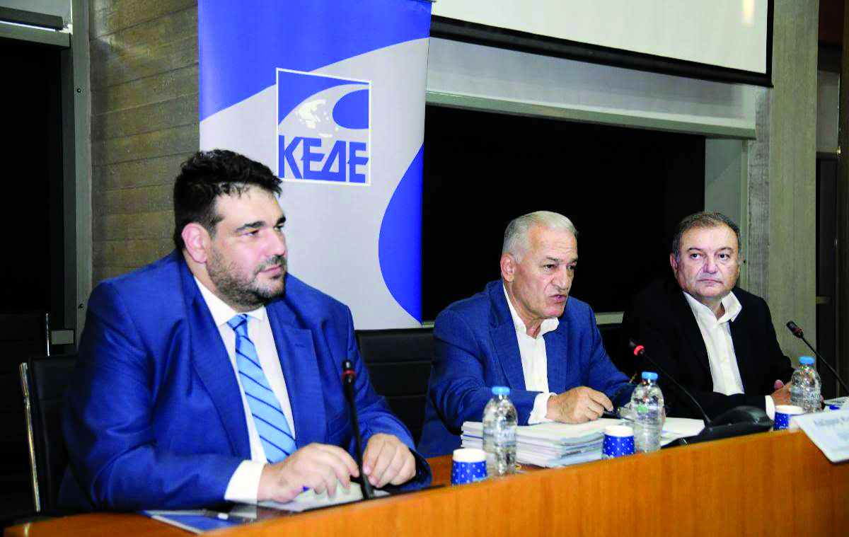 Παίρνει παράταση η ψήφιση του Κώδικα της Αυτοδιοίκησης...