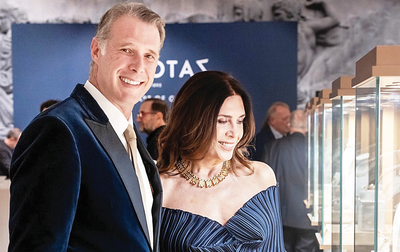 Ελληνική λάμψη 24 καρατίων στο Παρίσι