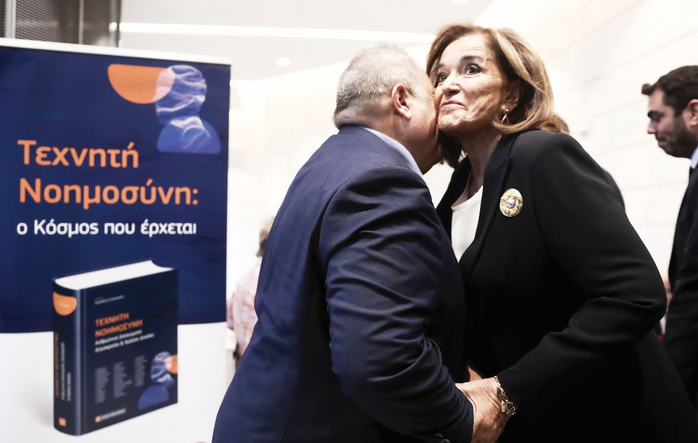 «Γεια σου, Κυριάκο» και «Αντίο, Αντώνη»...
